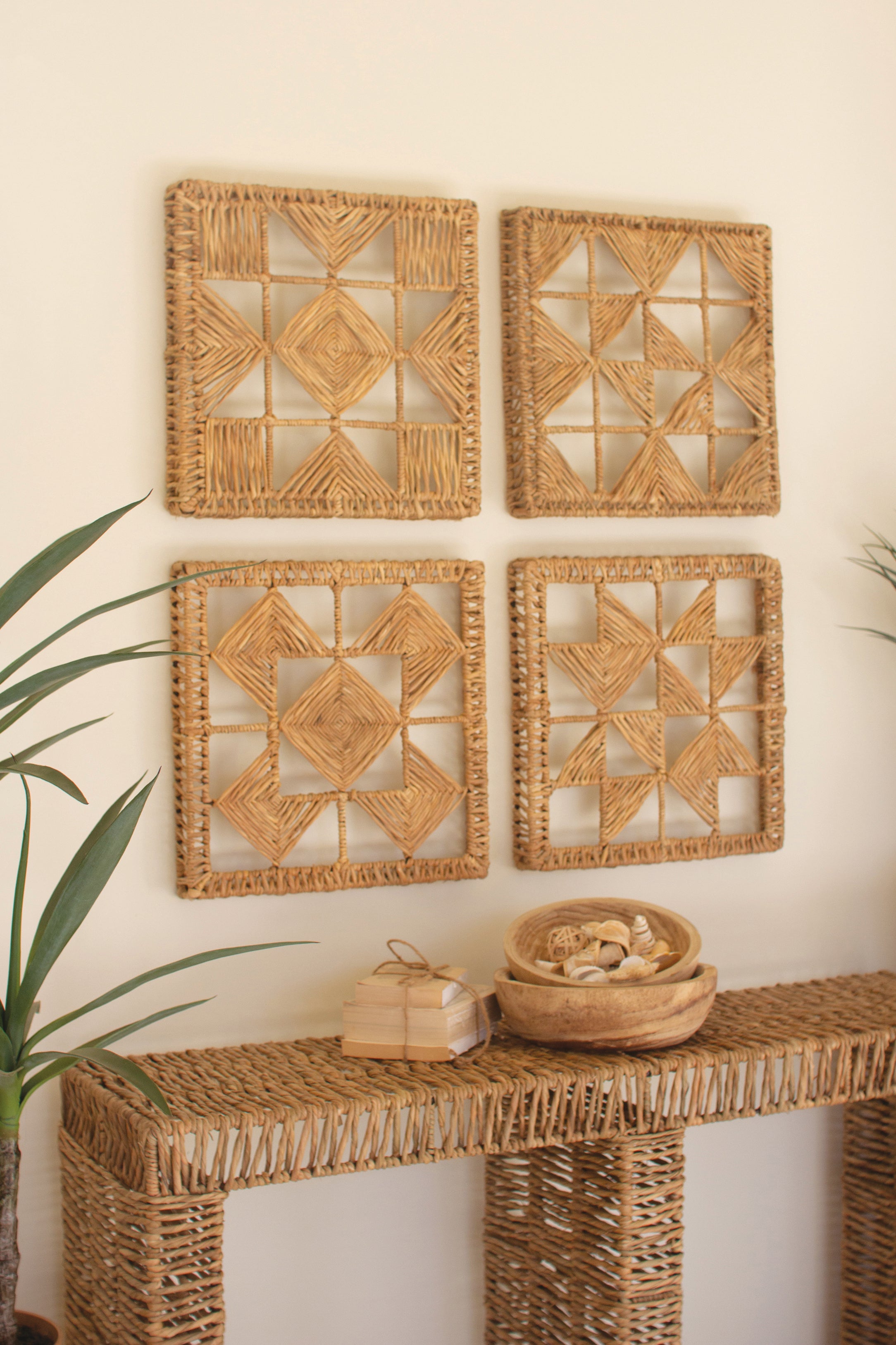Set of 4 Seagrass and Iron Quilt Pattern Wall Art – Hudson & Vine