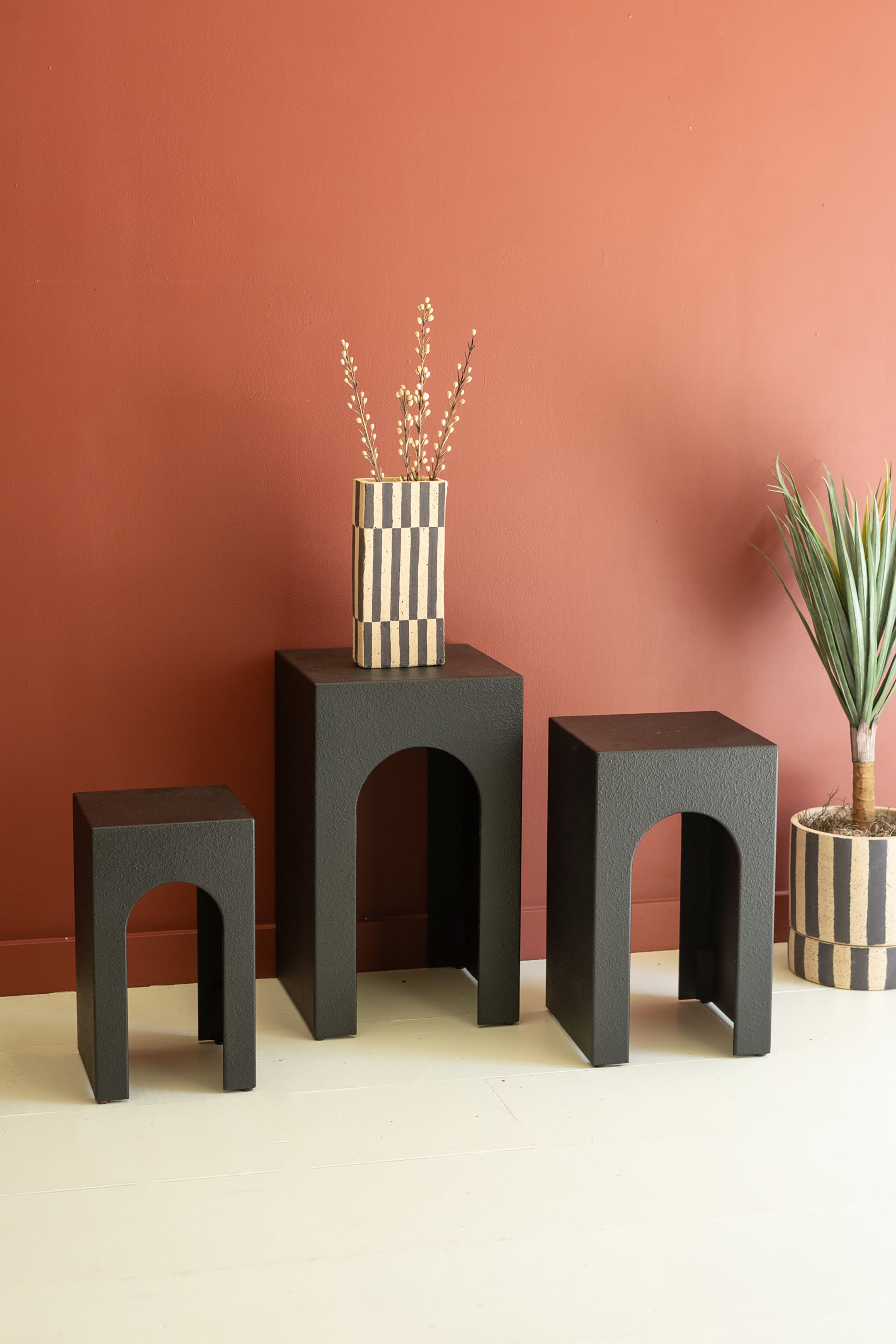 Set of 3 Textured Black Side Tables – Hudson & Vine
