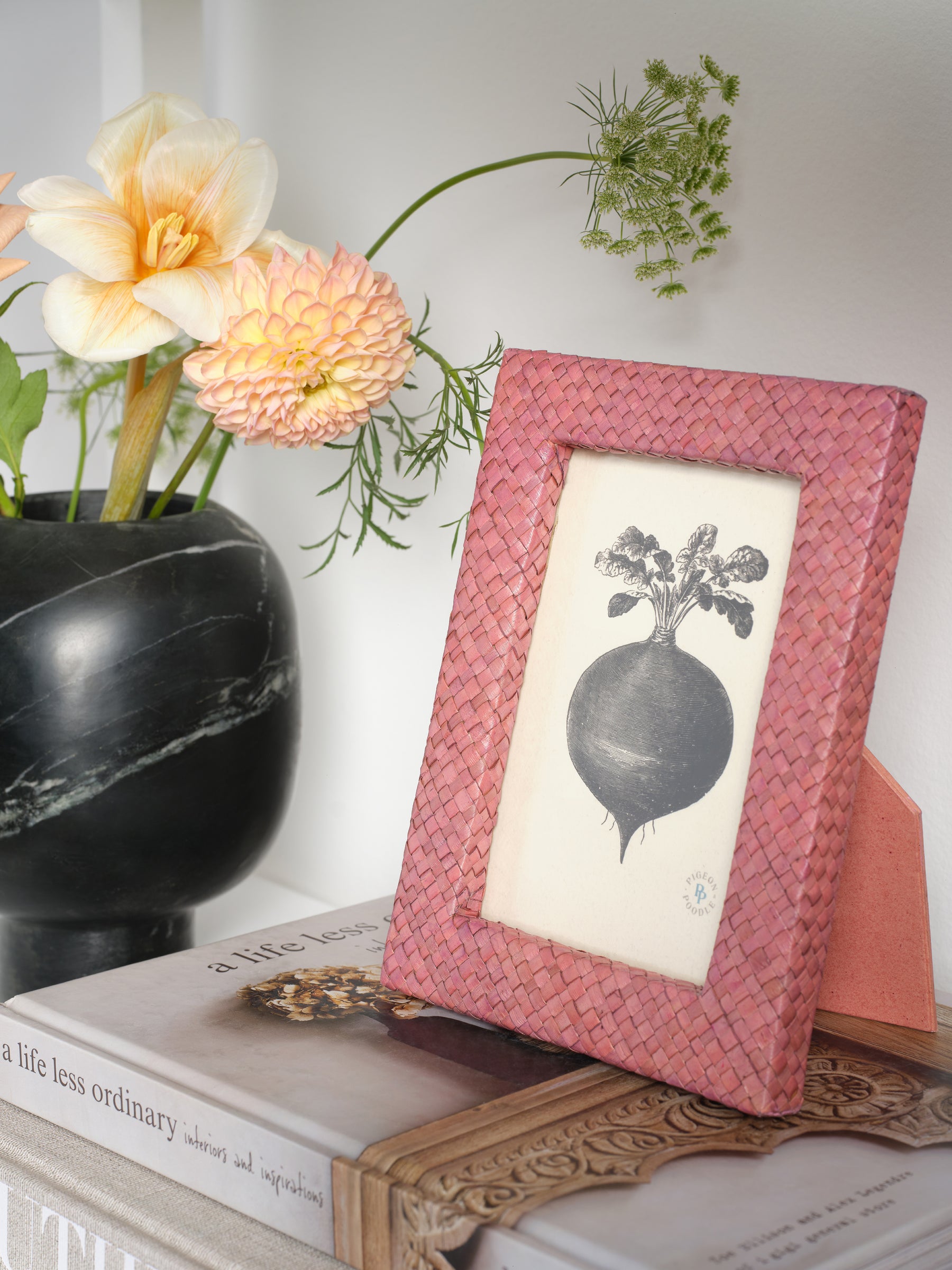 Uvita Woven Pandan Picture Frame (Vintage Rose) – Hudson & Vine