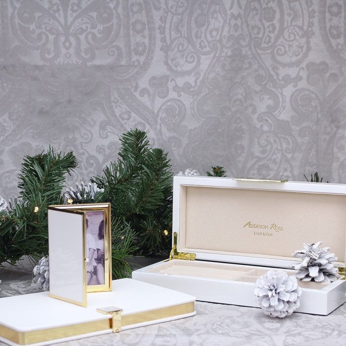 Addison Ross Lacquered Jewelry Box (White & Gold) – Hudson & Vine